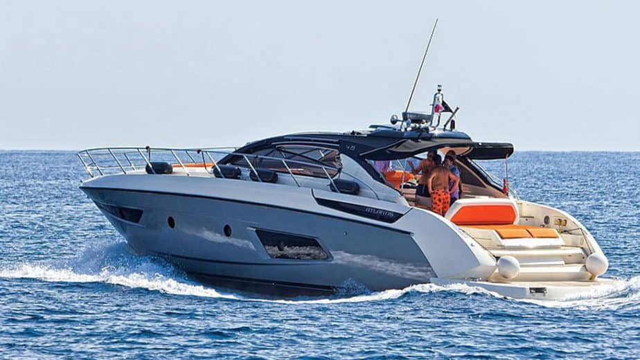 AZIMUT ATLANTIS 48 - IBOATMALTA.COM